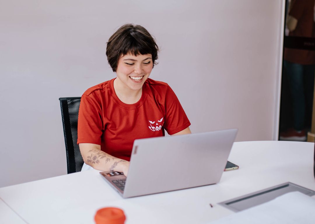 Conheça a Cheers - A plataforma do Universitário!