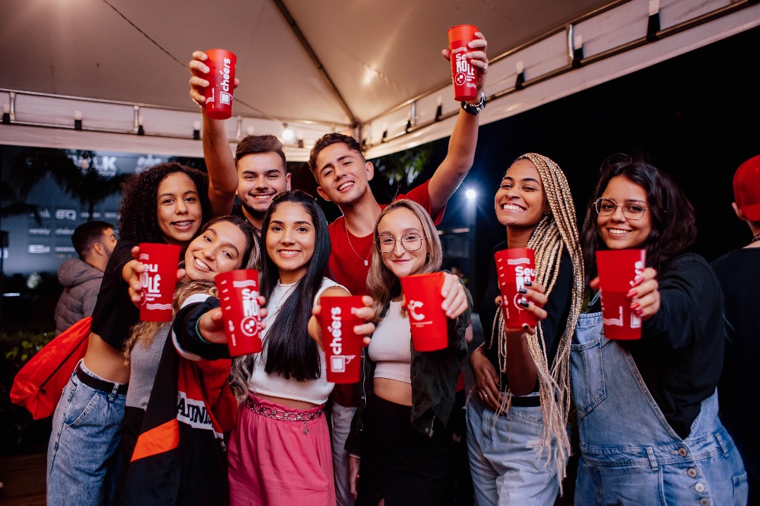 Entre para o App do Universitário - Cheers App