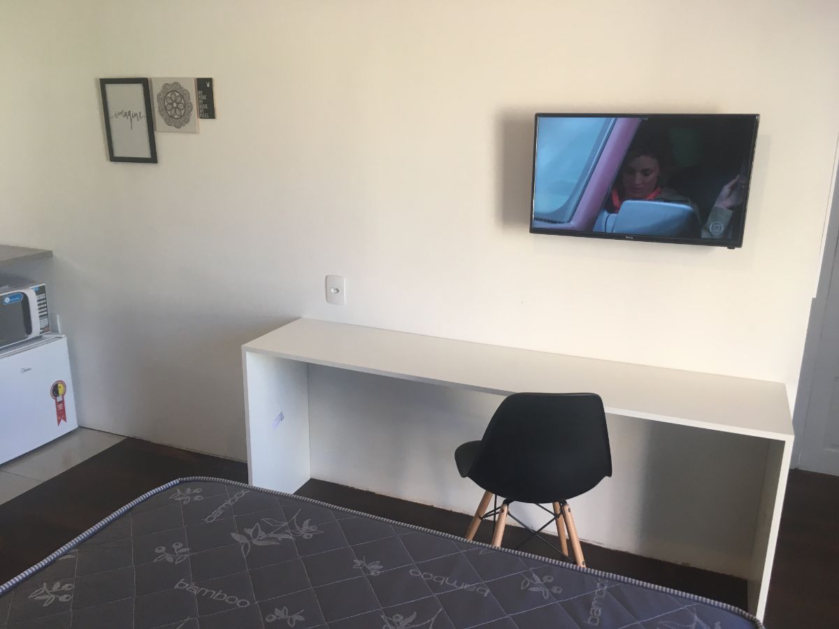 Smart Suite Lounge 03